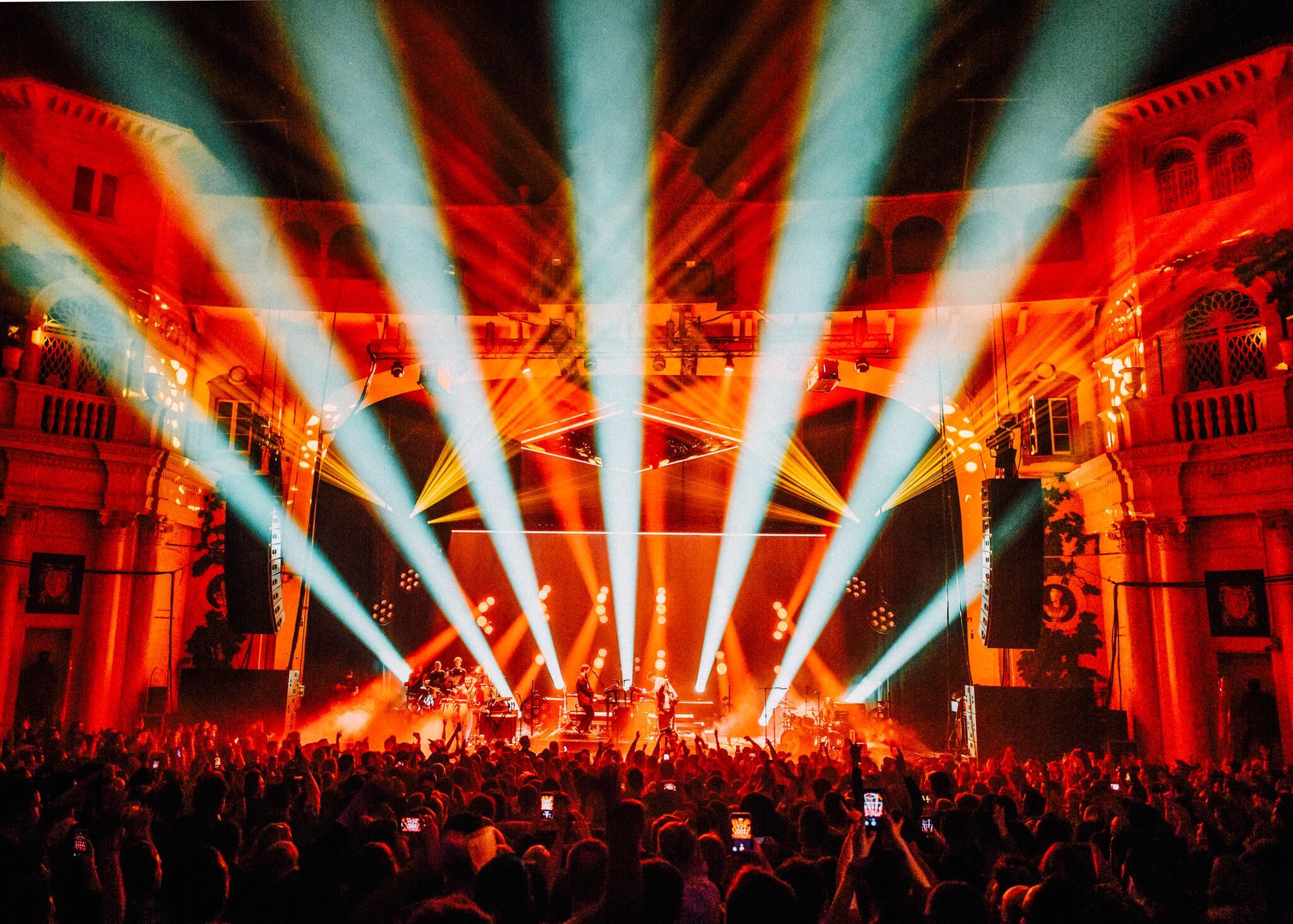 Simon Horn Opens New Vistas On Maribou State Tour With ChamSys - ChamSys